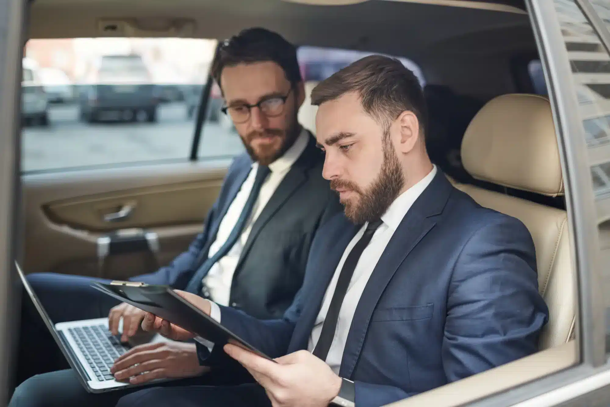 How to Choose the Best Employee Commute Solution for Your Organization